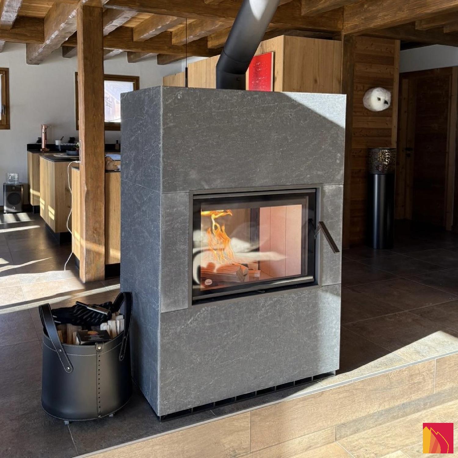 Tulikivi LAMU - Wood stove with soapstone